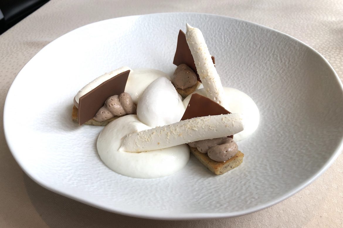 Cannes-la-Bocca. James Chauchat-Rozier, le petit prince du Château de ...